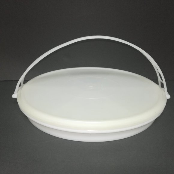 Tupperware | Kitchen | Vintage Tupperware Party Susan With Handle ...